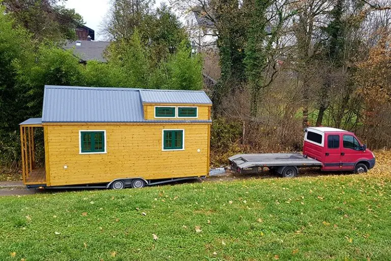 Case pe roți făcute în România - Revista din lemn